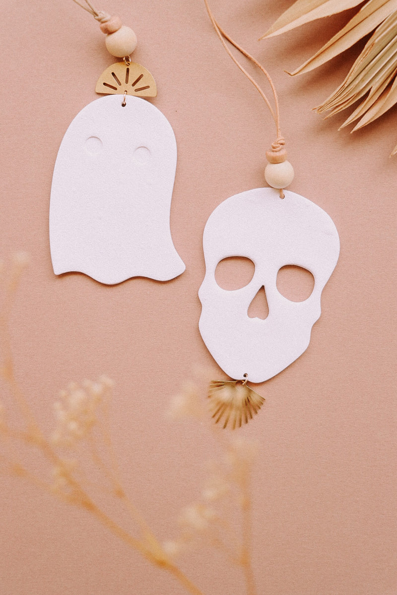 Ghost Essential Oil Car Diffuser / Wall Hanging – DayCrafter